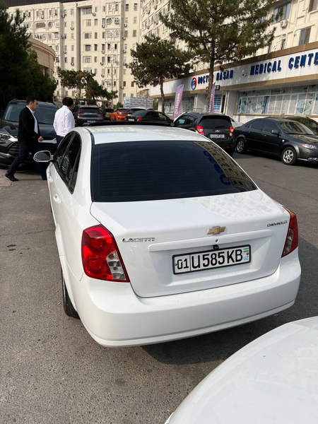 Lacetti avtomat 2009
