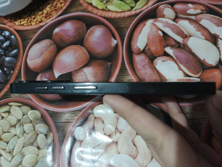 Rossiyadan olingan telefon ishlashi zo\\\'r. 1 Terabayt  xotirasi