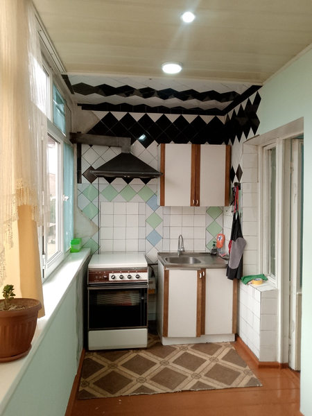 Продам Квартиру 2х ком 3 этаж в Янгиюле на Персидской