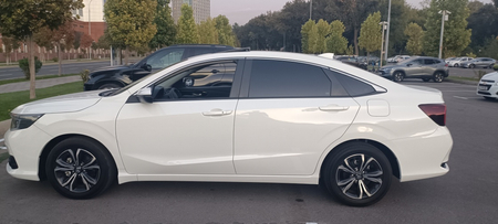 Продам Honda Crider 2023 года октябрь