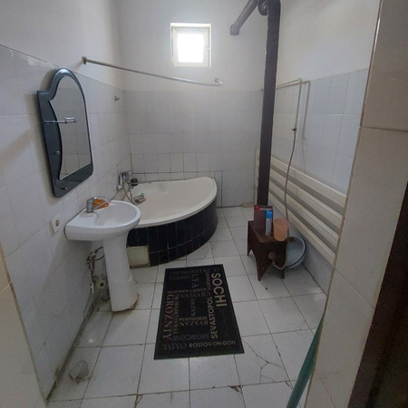 Tezda Kogon yo'li, Isssik non tarafda 6sotokli 5xonali kottej sotiladi