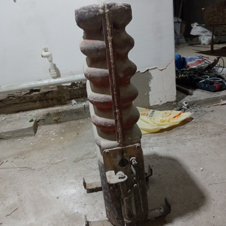 Bakiniski pechka chuguni usti temir karopka bilan 400.000