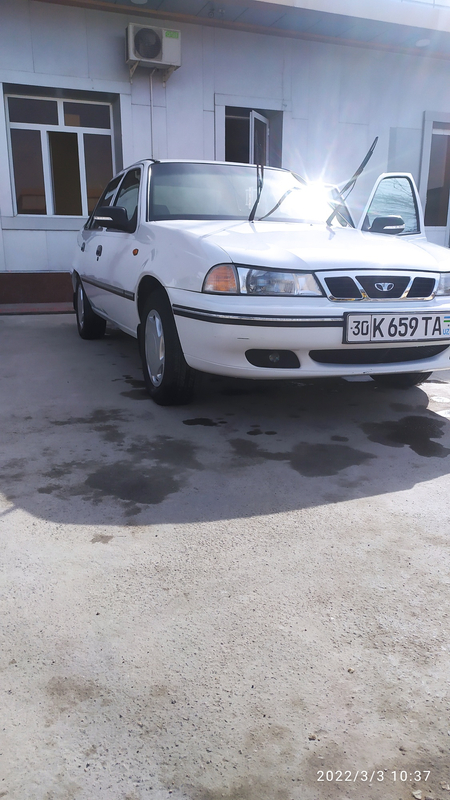 Нексия 1 сотилади
