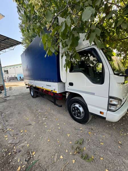 Isuzu NQR 2017 исузу