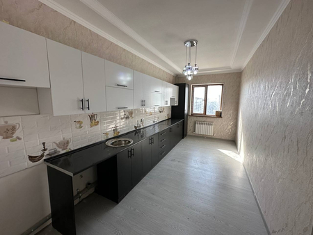 2 хонали 8 этаж крити евроремонт 87м²