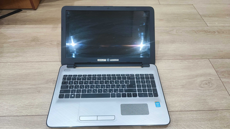 Ноутбук HP Pavilion Intel I3-5005
