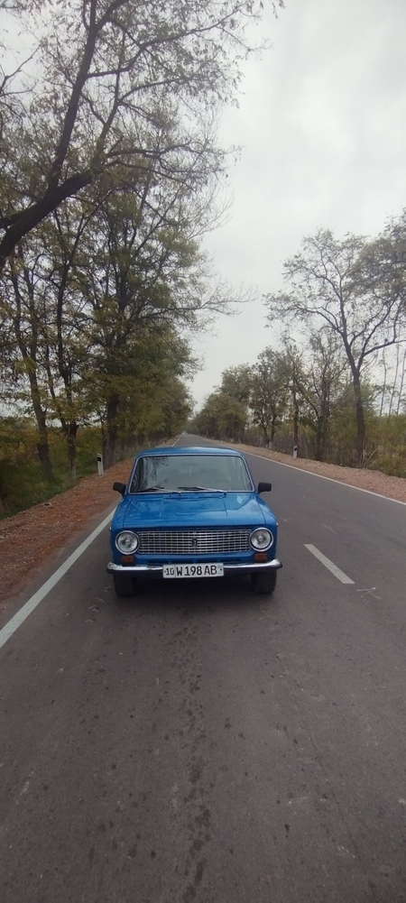 Vaz 011 gaz-benzin
