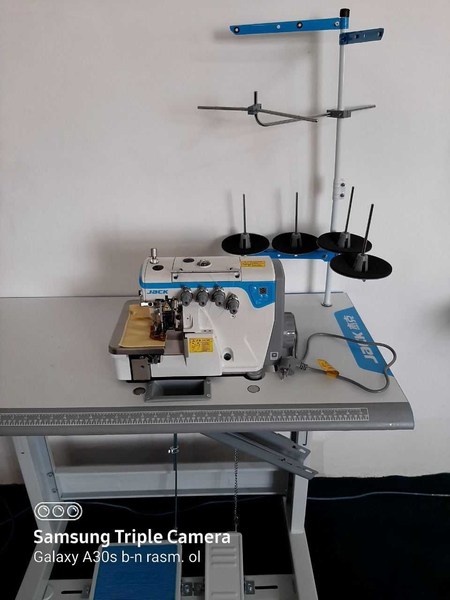 Tikuv mashinasi JACK W4, A25. E4S