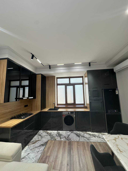 Продается 4х комн Квартира 100 м2 Голден Хаус Махтумкули Макро, (7144)