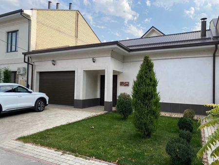 Срочна Сдается Участок 6х-Комнатная Мирзо-Улугбек Район!!