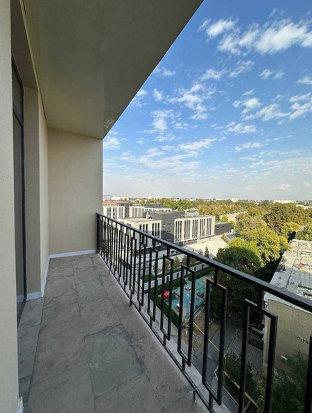 Срочно Метроо БИЙ ор-р[аптека 36.6] 3/9/13 75.5м²