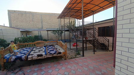 Qarshi shahrida 6 sotix hovli joy srochna sotiladi