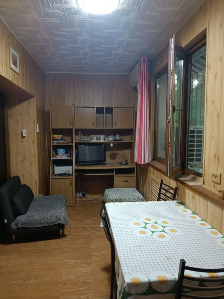 Под офис, 68+12 кв.м., 142000 у.е. Ш.Руставелли