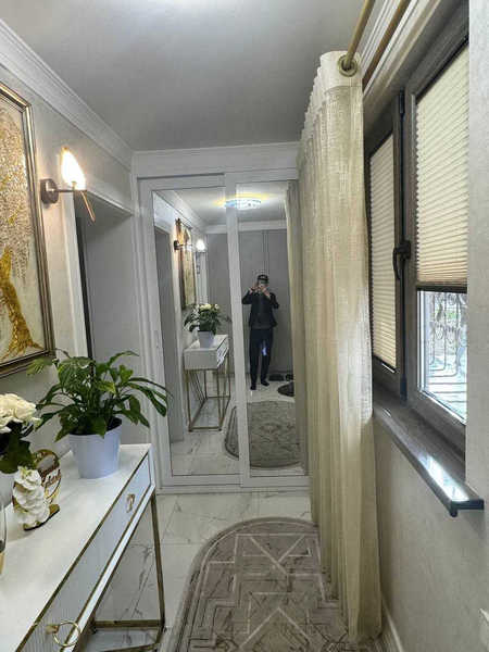 Продаётся квартира ул. Бабура 3/1/9 Авторский проект (149752)