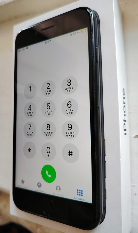 Iphone SE2022   .