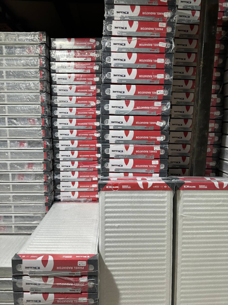 Radiator panelniy