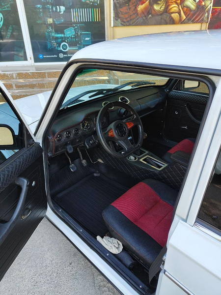 Vaz 2106 sotiladi