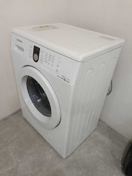 Стиральная машина SAMSUNG DIAMOND - 6 kg. В хорошем состоянии.