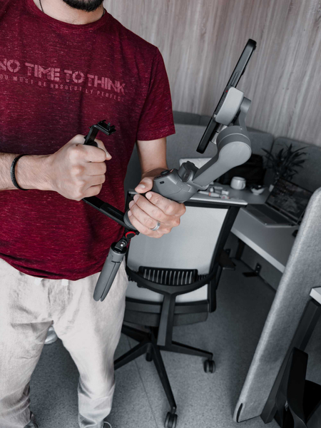 DJI Osmo Mobile 3 Combo Pro
