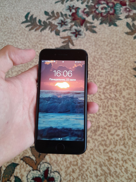 Iphone 7/128 hlati yaxw