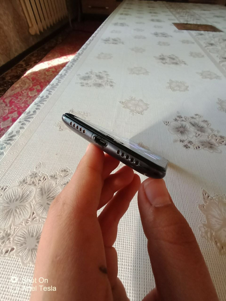 Telefon sotiladi