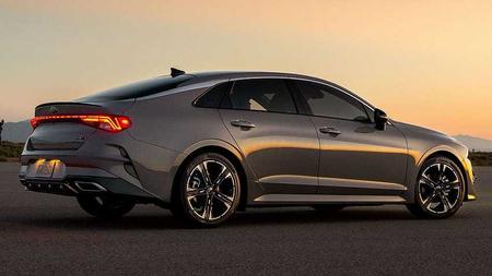 KIA Stinger endi mudatli tolovga 8% evaziga