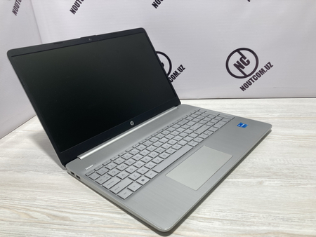 Hp i3-1215U 8/256 ideal