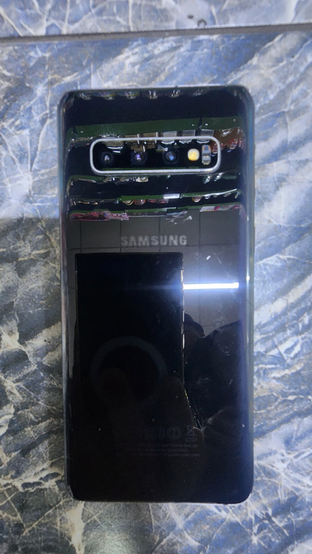 Samsung s 10 karobka yuq xotira 128g aybi yuq qotmaydi