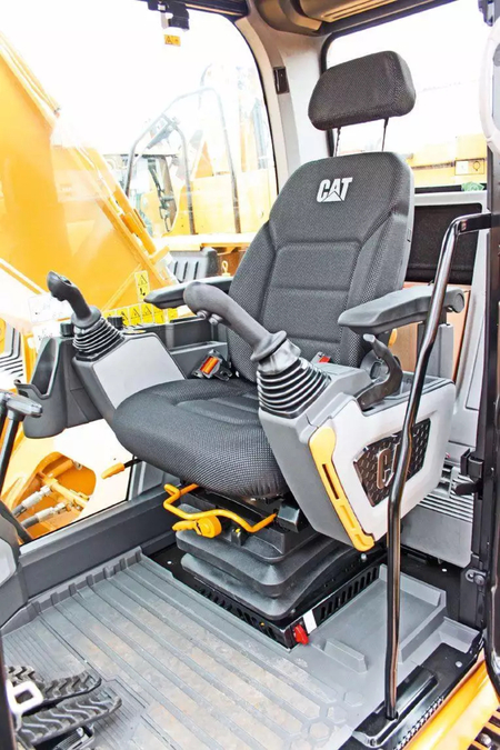 Экскаватор Cat 330 GC - 2,12 m3