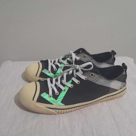 Berberry sneakers 43 размер / Редкая модель