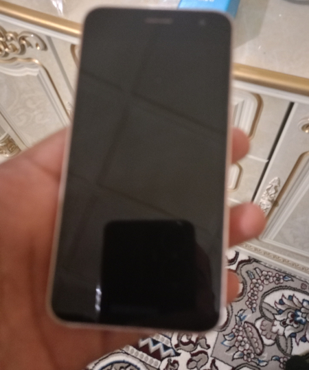 J 2 core sotiladi 8gb