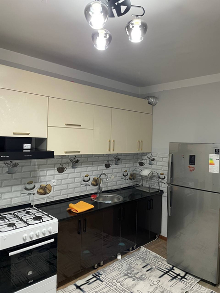 Срочно продается квартира в районе алмазар ибинсино
