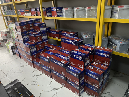 Optom kotta kichik akkumulyatorlar akumulyator 100Ah-250Ah