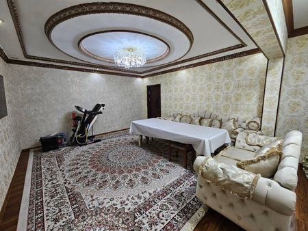 Квартира ГУВД  Ул. С. Азимова 3/4/4 70 кв.м
