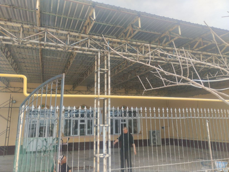 Kantinerdi temirdan stadion molxona zavod katejlar tomini yopish