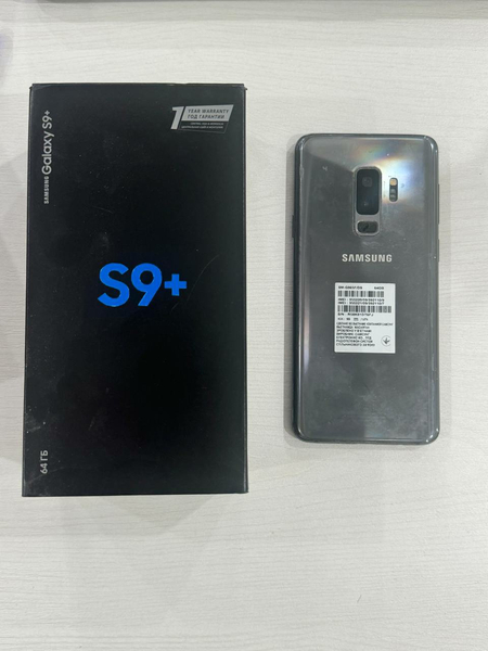 Продам телефон Samsung S9+  состояние отличное