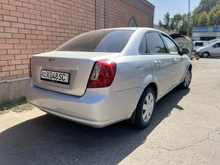 Vikupga lasetti dubay variant 1.6 mator ekanom