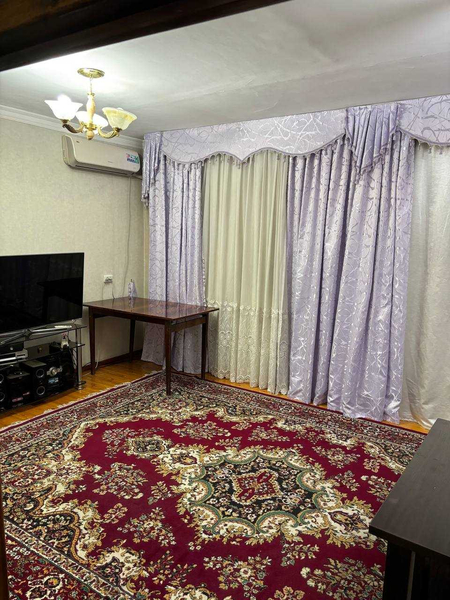 Сдаю 5ти комнатную квартиру на Ц13  (НБ)