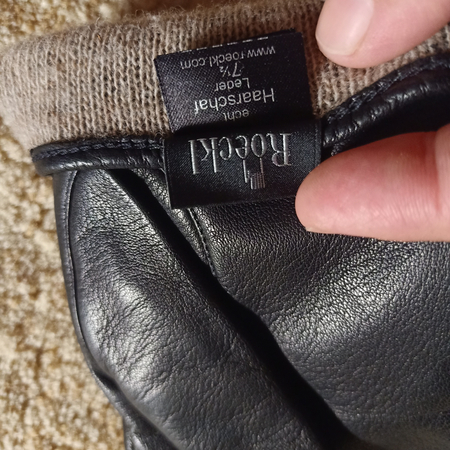 Продаются кожаные перчатки