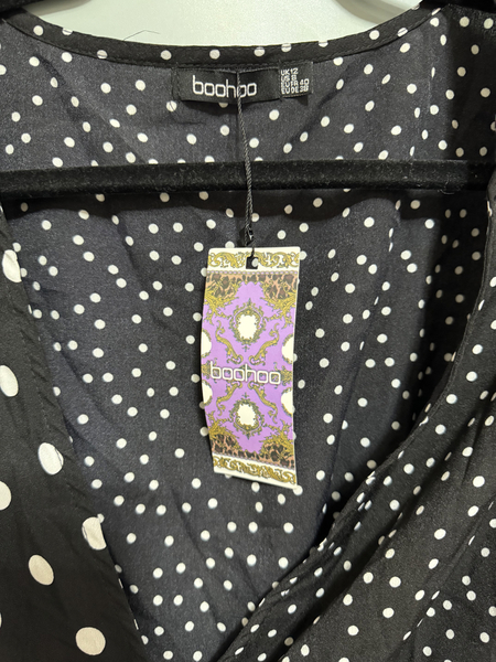 Платье от Boohoo. Америка