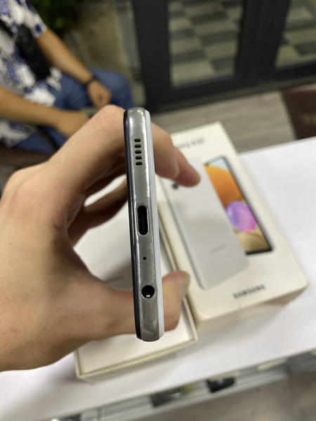 Срочно! Samsung Galaxy A32, White, Veitnam