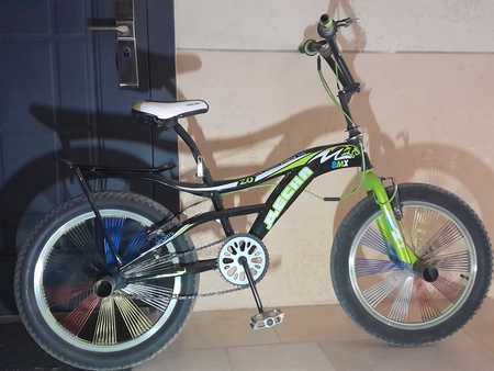 Велосипед десна  BMX 