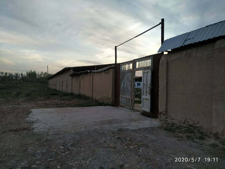 Срочно 40 сотихли Товуқ ферма сотилади Тошкент вилояти Ўртачирчиқ
