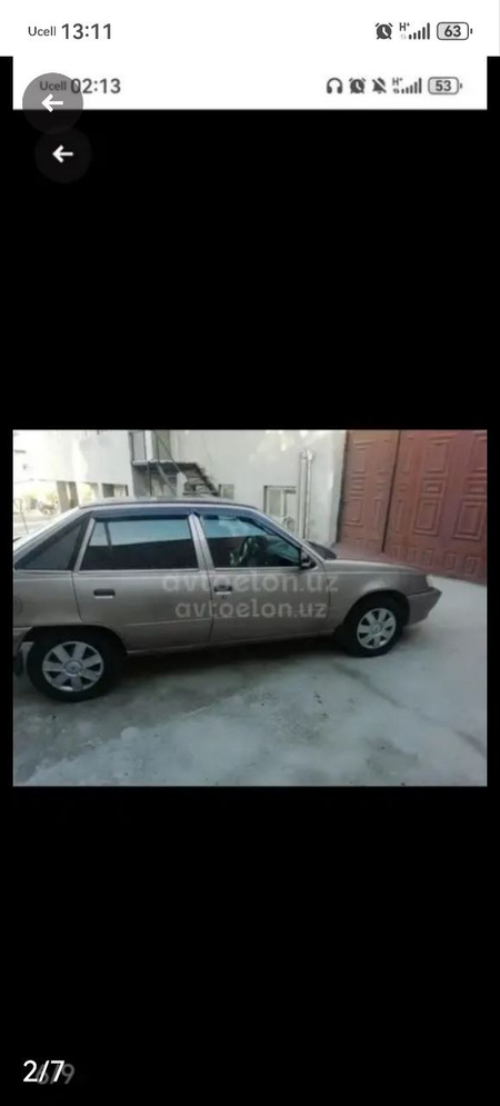 Avtomobil sotiladi
