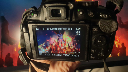 NIKON D5200 Nikkor 18-105mm