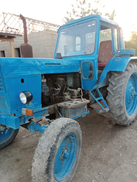 MTZ 80 komplekt sotiladi bahosi kelishiladi