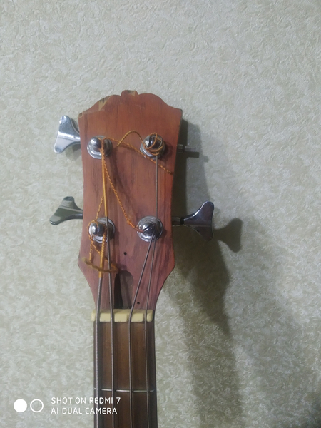Bass gitara басс гитара