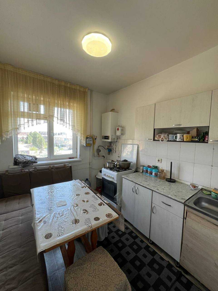 Срочна продается Сергели 5а 2/4/7  Хор. Ремонт Метро 3 станции