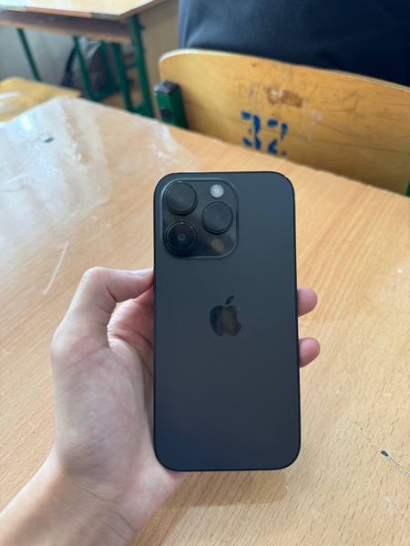 Iphone 14pro black