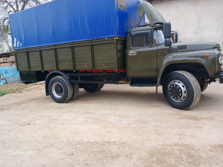 Zil 130G sotiladi